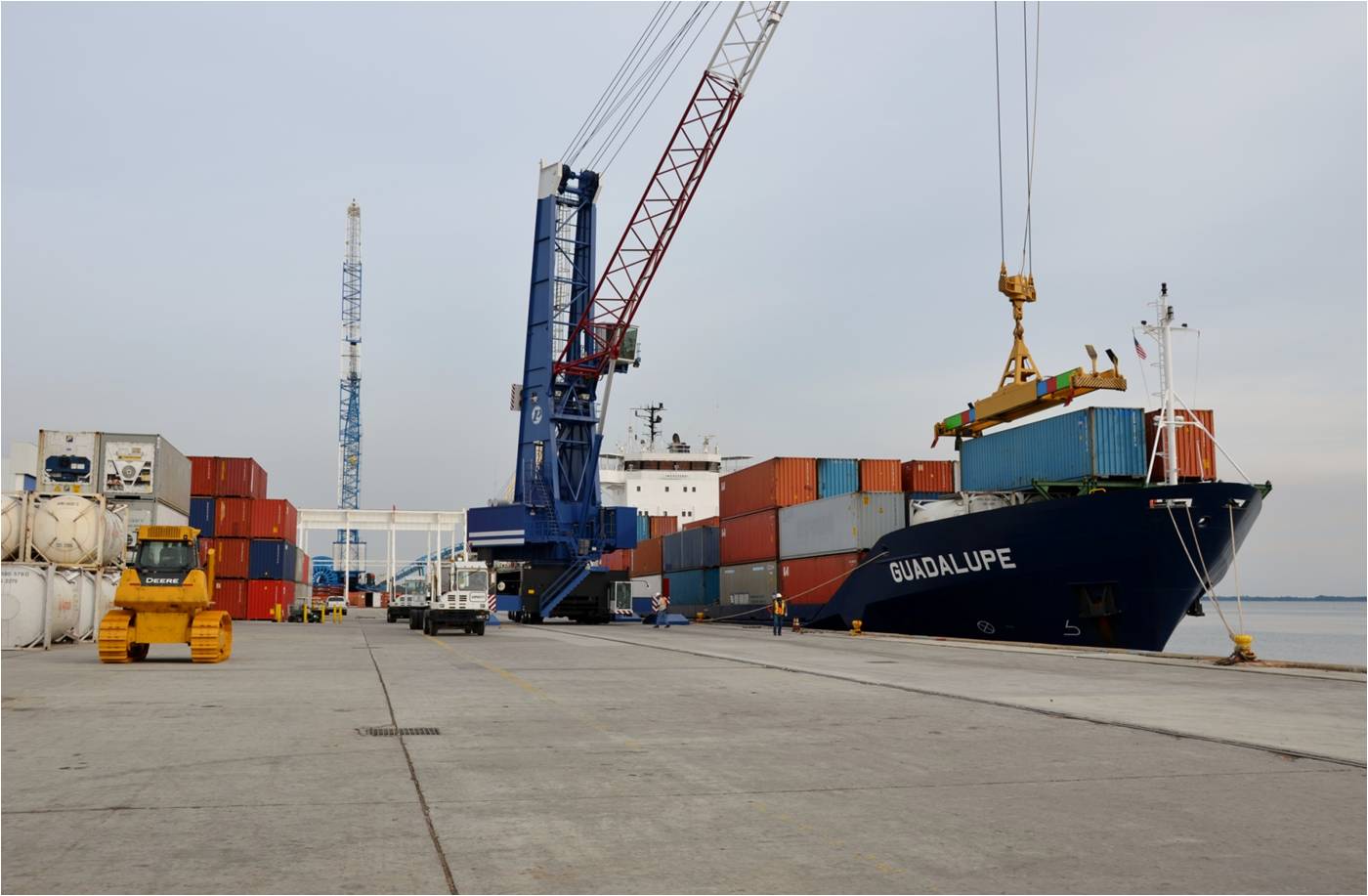 Sourcing Near and Far – AAPA Seaports